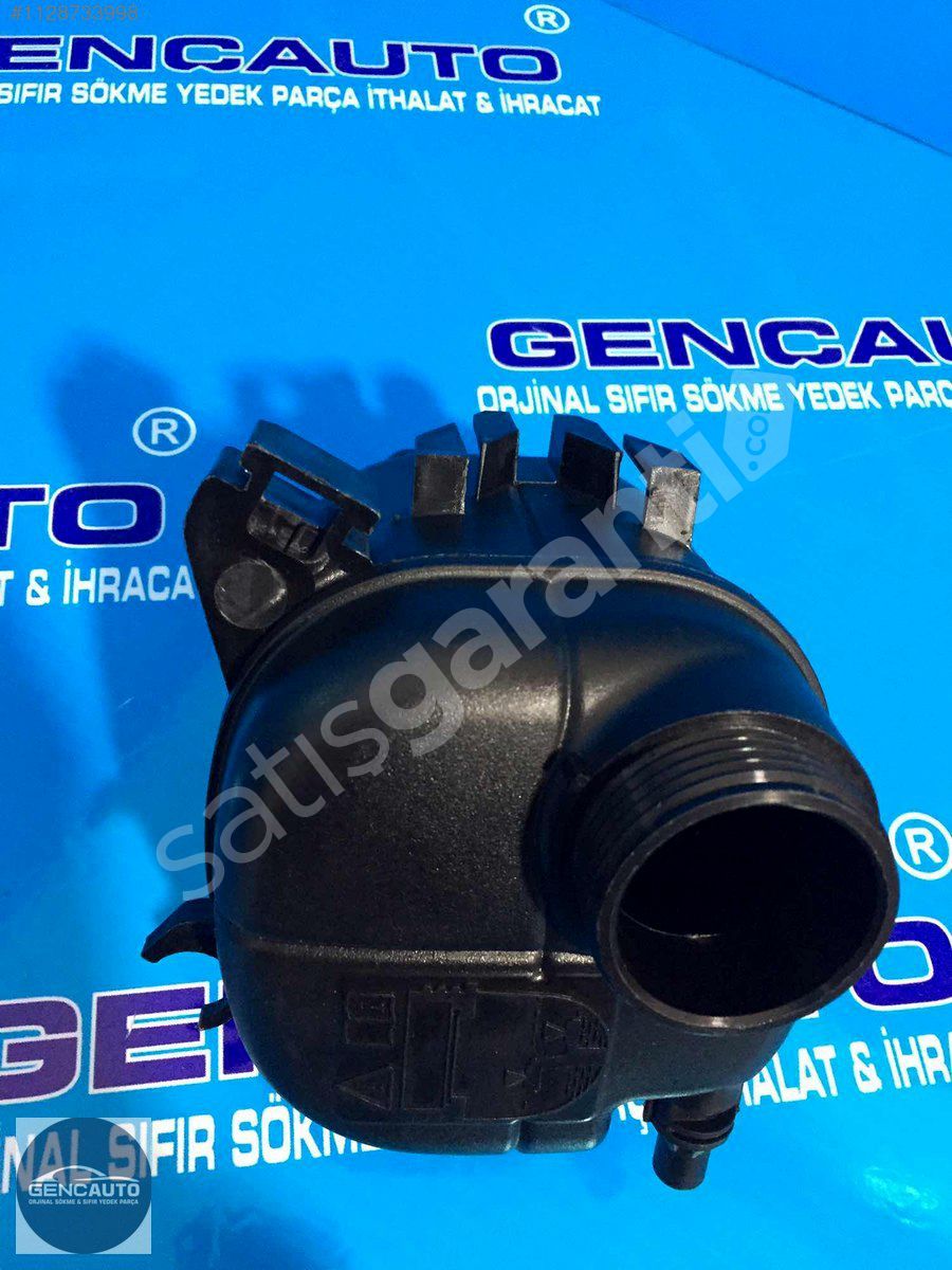 BMW G30 RADYATÖR SU DEPOSU SIFIR İTHAL OEM 17138610655 B46 B48 ...