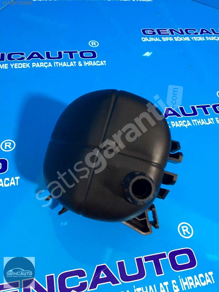 BMW G30 RADYATÖR SU DEPOSU SIFIR İTHAL OEM 17138610655 B46 B48 ...