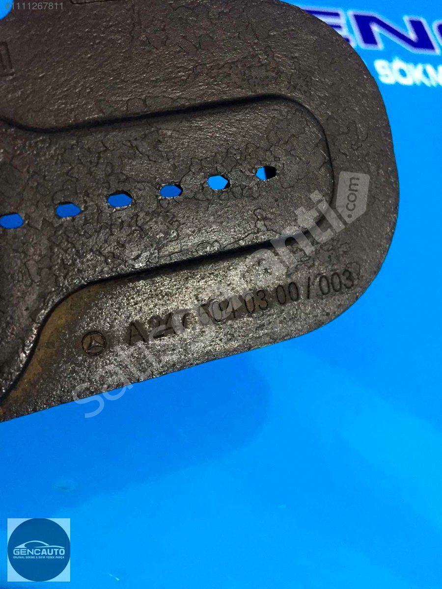 MERCEDES CLA W118 RADYATÖR ALT TAKOZ SÖKME ORJ OEM A2475040300 ...