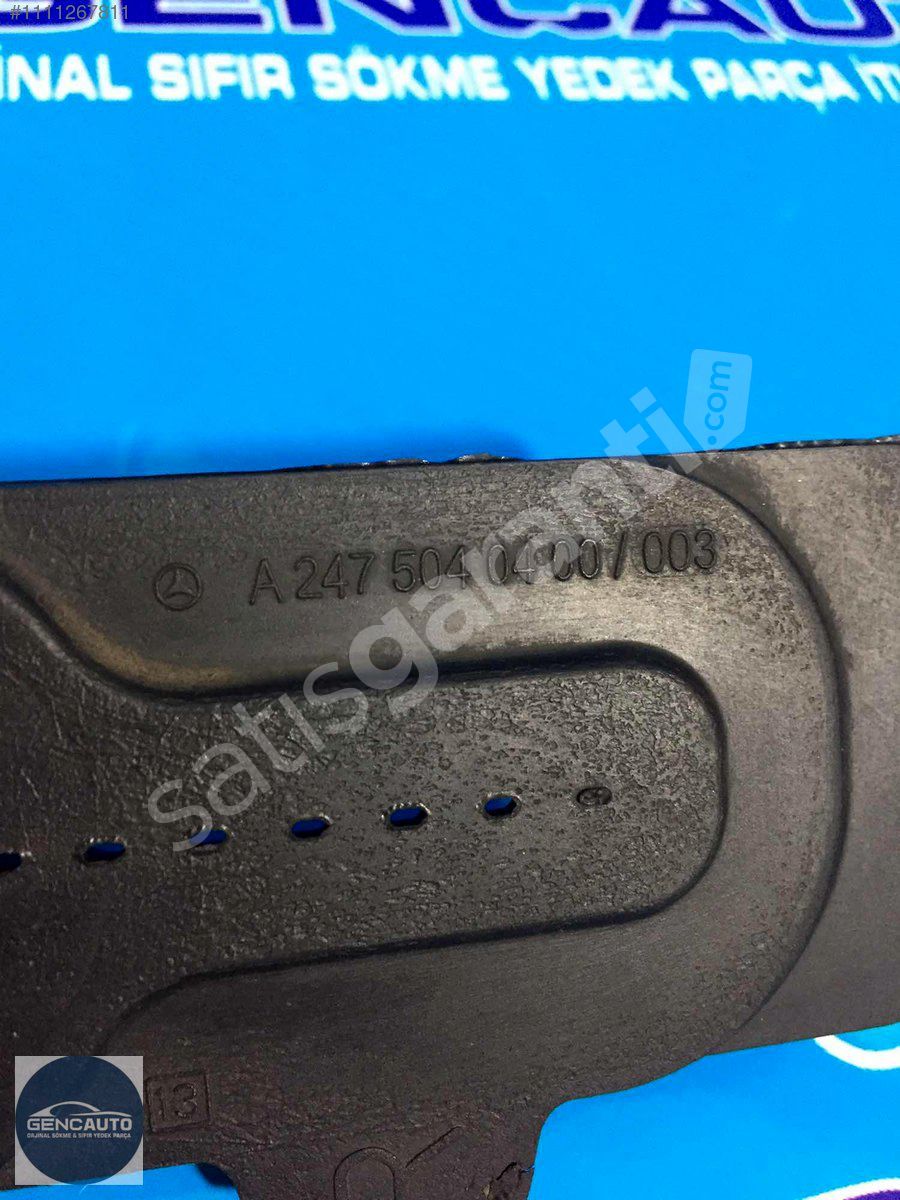 MERCEDES CLA W118 RADYATÖR ALT TAKOZ SÖKME ORJ OEM A2475040300 ...