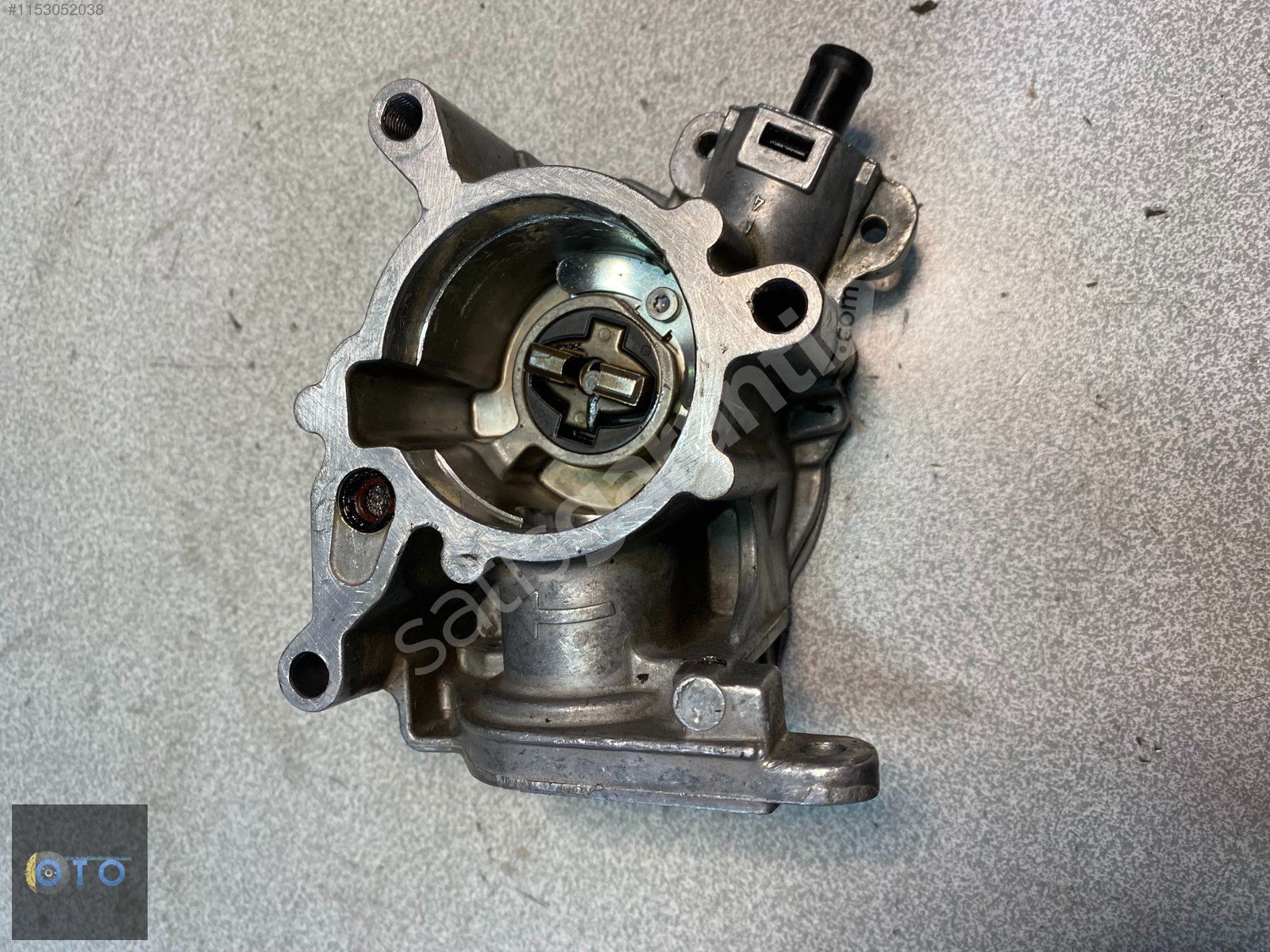 AUDİ A4 A5 1.8 TFSİ FREN VAKUM POMPASI 06J145100 B - satisgaranti.com