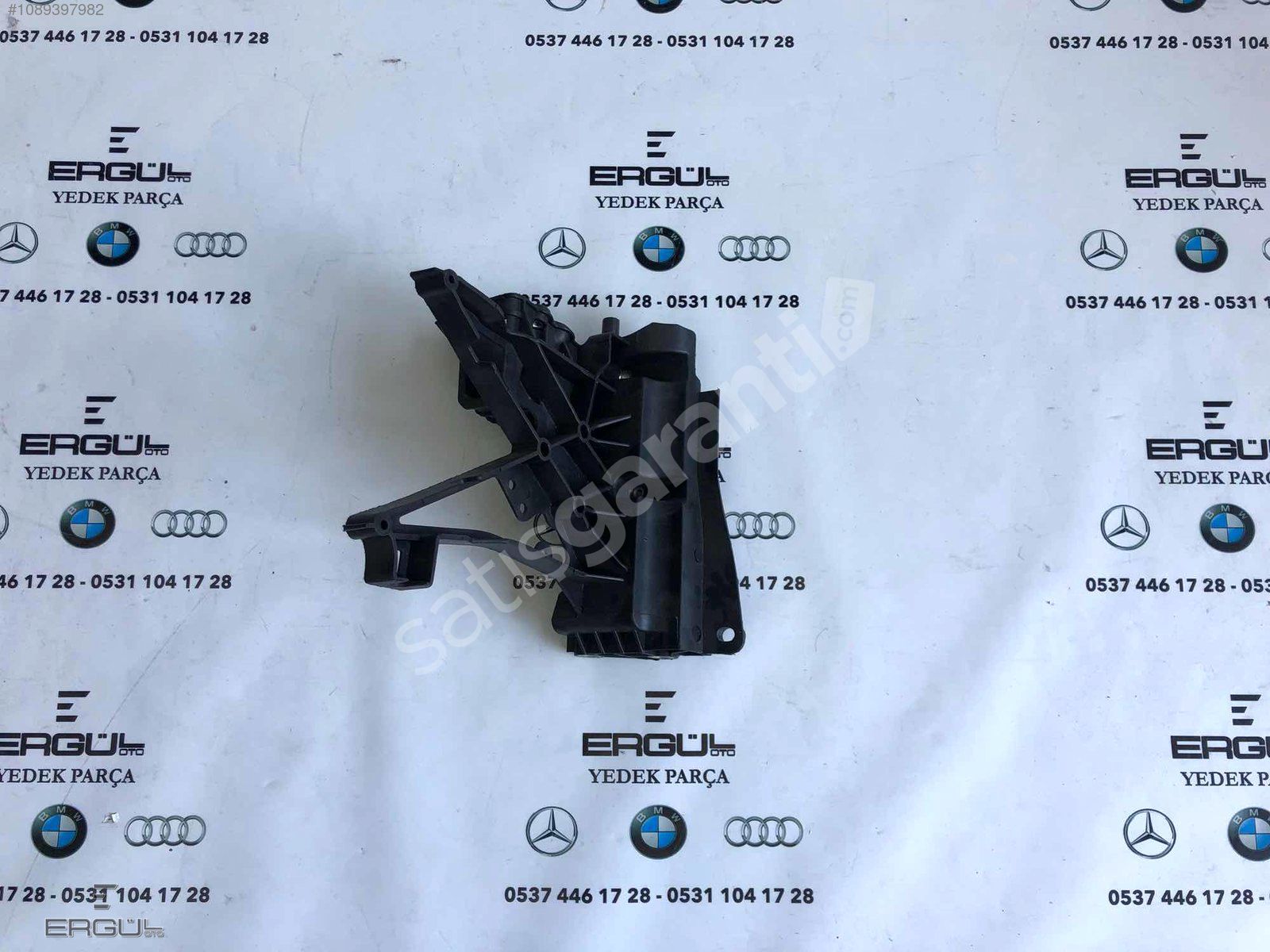 MERCEDES-BENZ W213 RADYATÖR BRAKETİ SOL SIFIR 2136206400 - satisgaranti.com