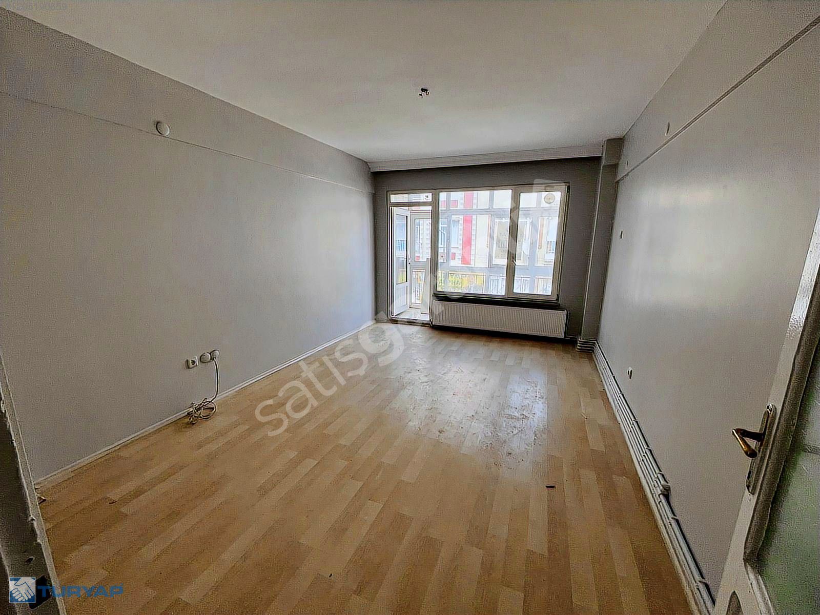 TURYAP ALPHA'DAN HACIALİPAŞA OKUL ÇAPRAZI 2+1 KİRALIK ARA KAT ...