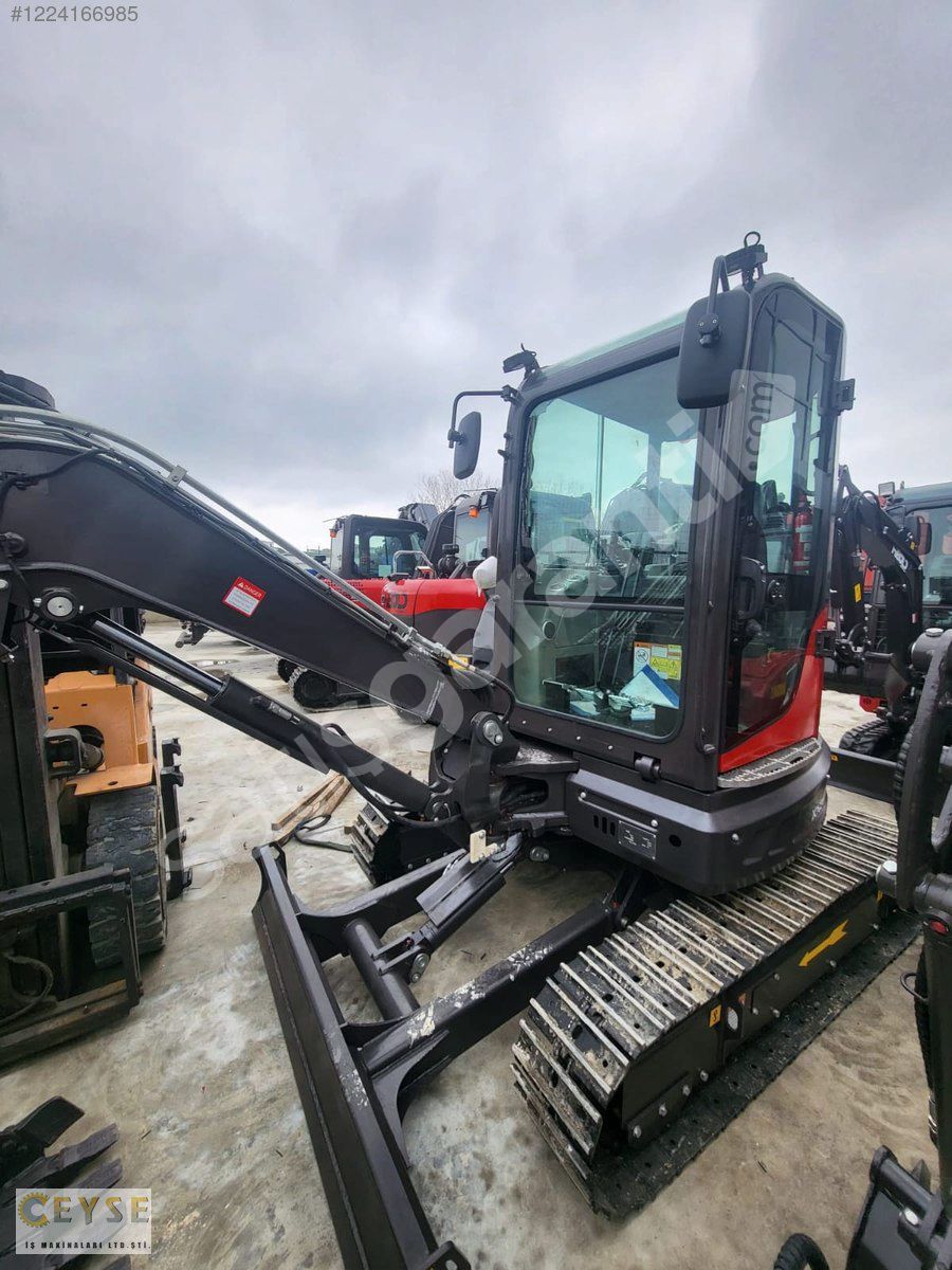 HIBOL XN35PRO 4 TON KUBOTA MOTOR ÇELİK PALET SIFIR KUYRUK EKSKAV ...