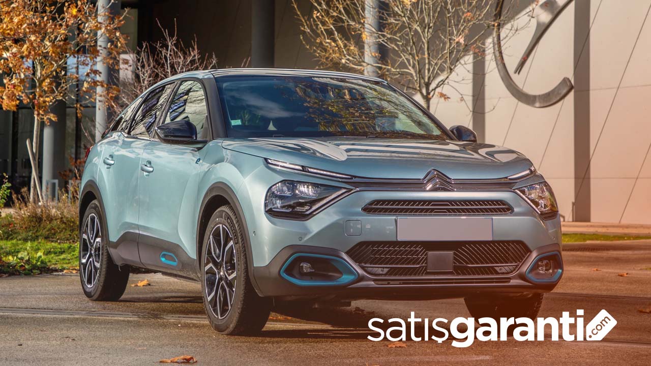 Yeni Elektrikli Araba Citroen e-C4 Artık Türkiye'de!